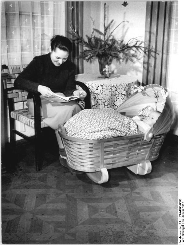 Breathtaking Historical Cradles from Around the World | The Vintage News