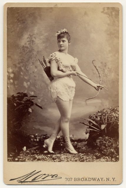 Victorian burlesque dancers and their flamboyant costumes | The Vintage ...