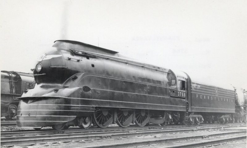 Futuristic Photos of Streamlined Art Deco Trains from the 1930s | The ...