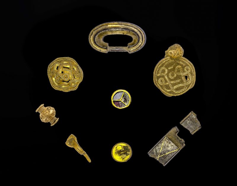 Iron Age Gold and Treasure Found by Dental Assistant in a Muddy Field ...