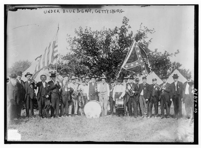 Burying the Civil War Hatchet - The Great Gettysburg Reunion of 1913 ...