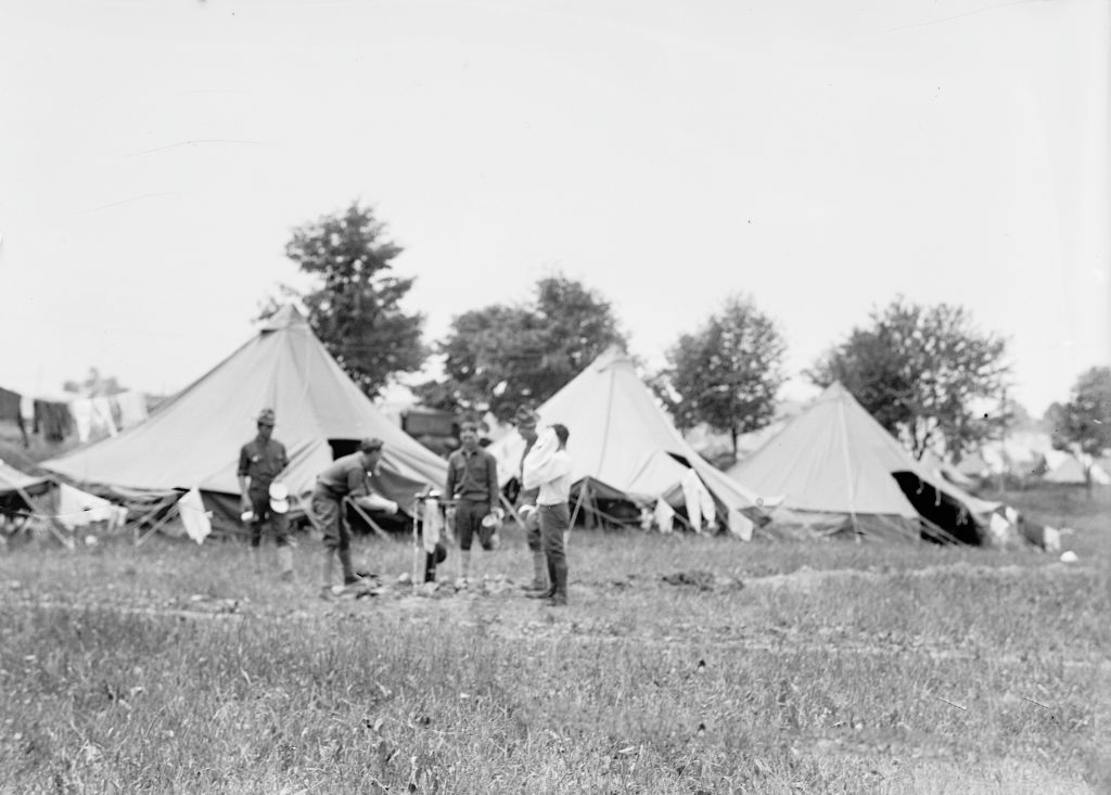 Burying the Civil War Hatchet: Photos of the 1913 Gettysburg Reunion ...