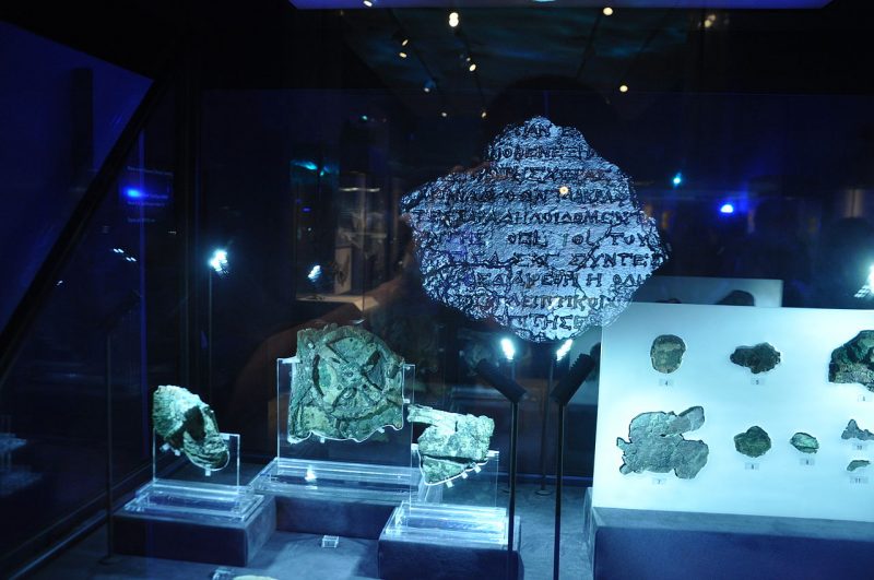 Missing Piece of the World's Oldest Analog Computer Found on Aegean ...