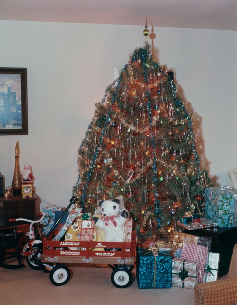 Vintage Christmas Interiors That Will Fill You With Nostalgia | The ...