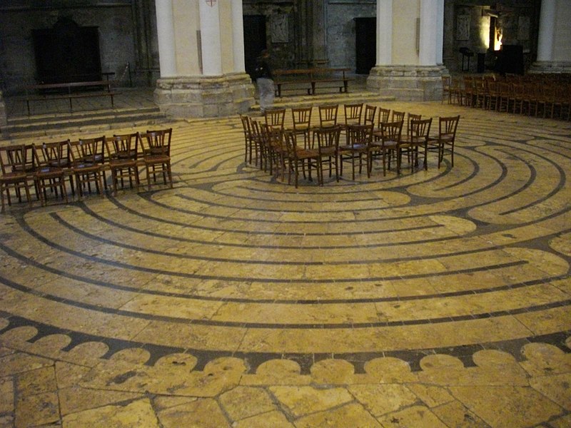 The Enigmatic Labyrinth on the Floor of one of Europe's Greatest Gothic ...
