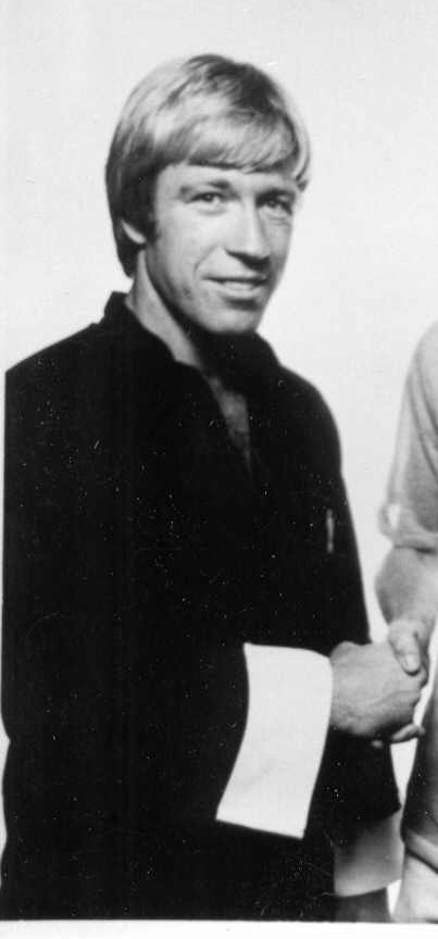 The Internet's Greatest Warrior - 10 Mighty Facts About Chuck Norris ...