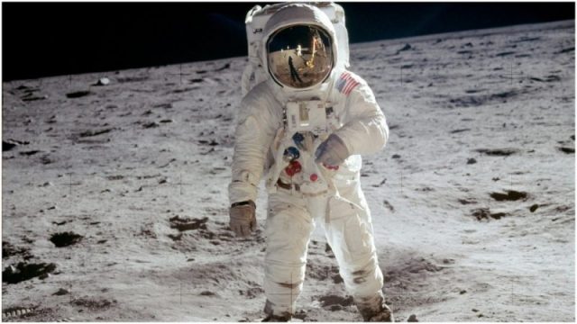 Apollo 11 Crew Went Through Customs And Declared Rocks | The Vintage News