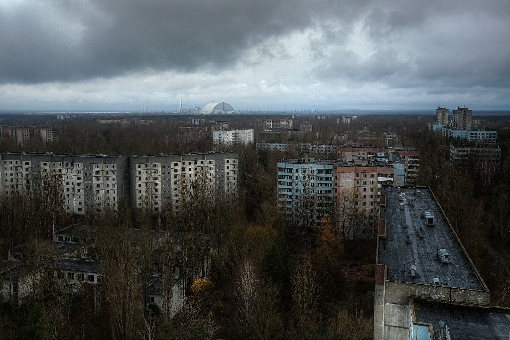 In Photos: Urban Explorer Captures the Harrowing Reality of Chernobyl ...