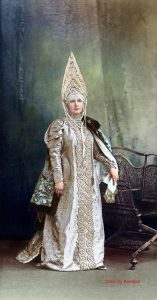 Dazzling Color Photos of the Legendary Romanov Costume Ball of 1903 ...