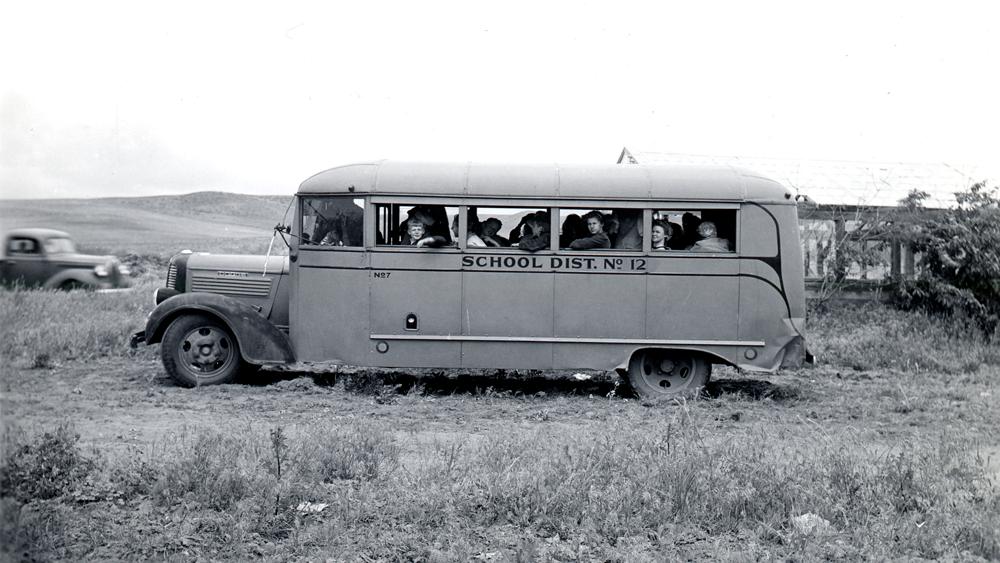 The American School Bus is Yellow - Here's Why | The Vintage News