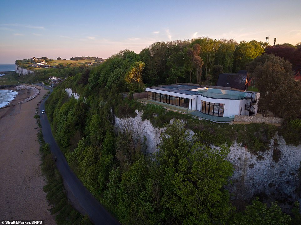 "Secret Agent" House for Sale Built where Britain Defended Against the ...