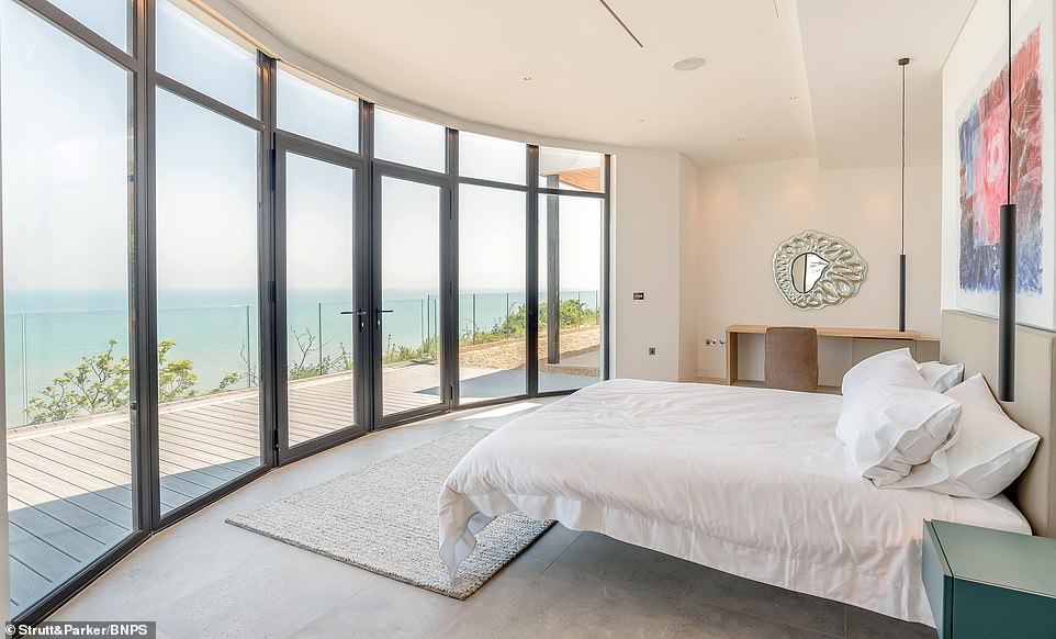 "Secret Agent" House for Sale Built where Britain Defended Against the ...