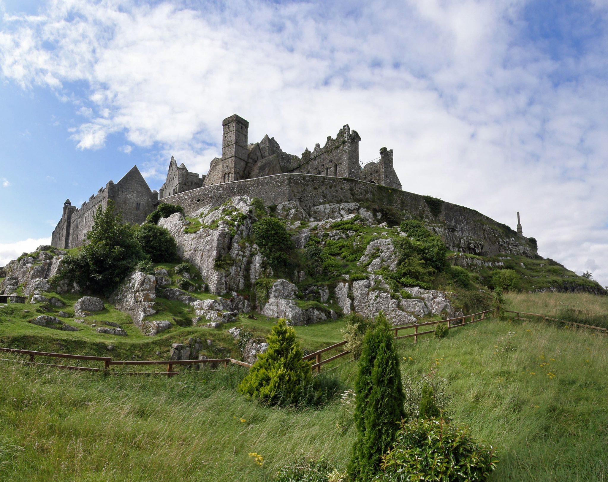 Ireland's Most Magnificent Castle Ruins Bursting with Ancient Tales and ...