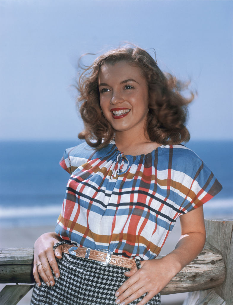 Norma Jeane's Transformation into Marilyn Monroe in Vibrant Color ...