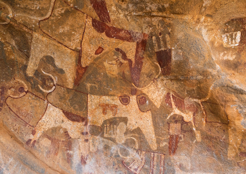 Tour Through the Most Stunning Prehistoric Cave Paintings in the World ...