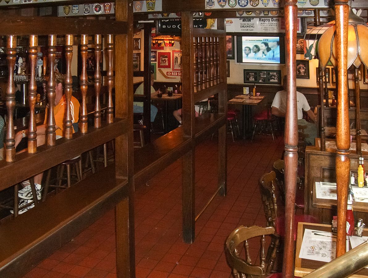 Iconic 'Cheers' Bar in Boston to Close Permanently due to Shutdowns ...