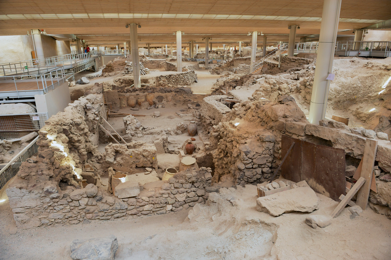 The Prehistoric Buried City of Akrotiri - Discovered in 1860 | The ...