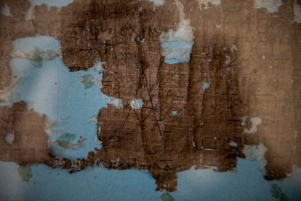The Ancient Scrolls Of Herculaneum Are Finally Revealing Their Secrets ...