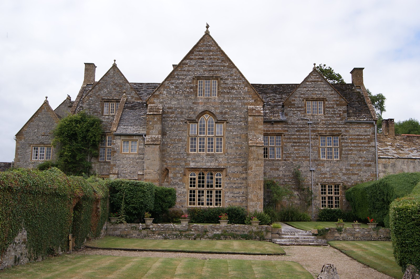 Ancient Hill Figure 'The Cerne Giant' Is Not So Ancient After All | The ...