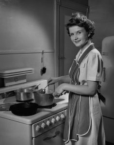 Money-Saving Tips From 1940s Homemakers That Still Work Today | The ...