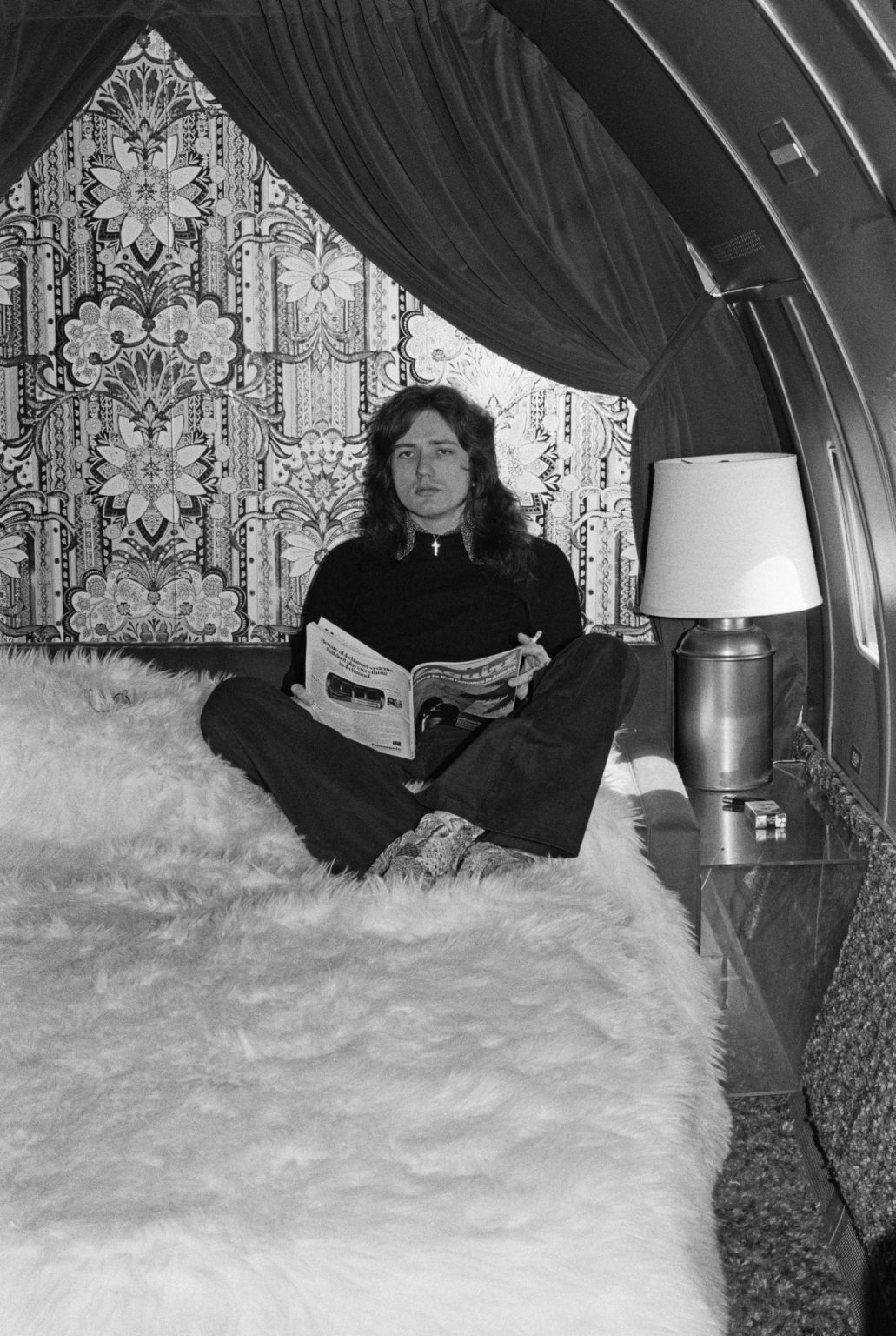 Groovy, Baby! Inside Led Zeppelin's Private Jet, 'The Starship' | The ...