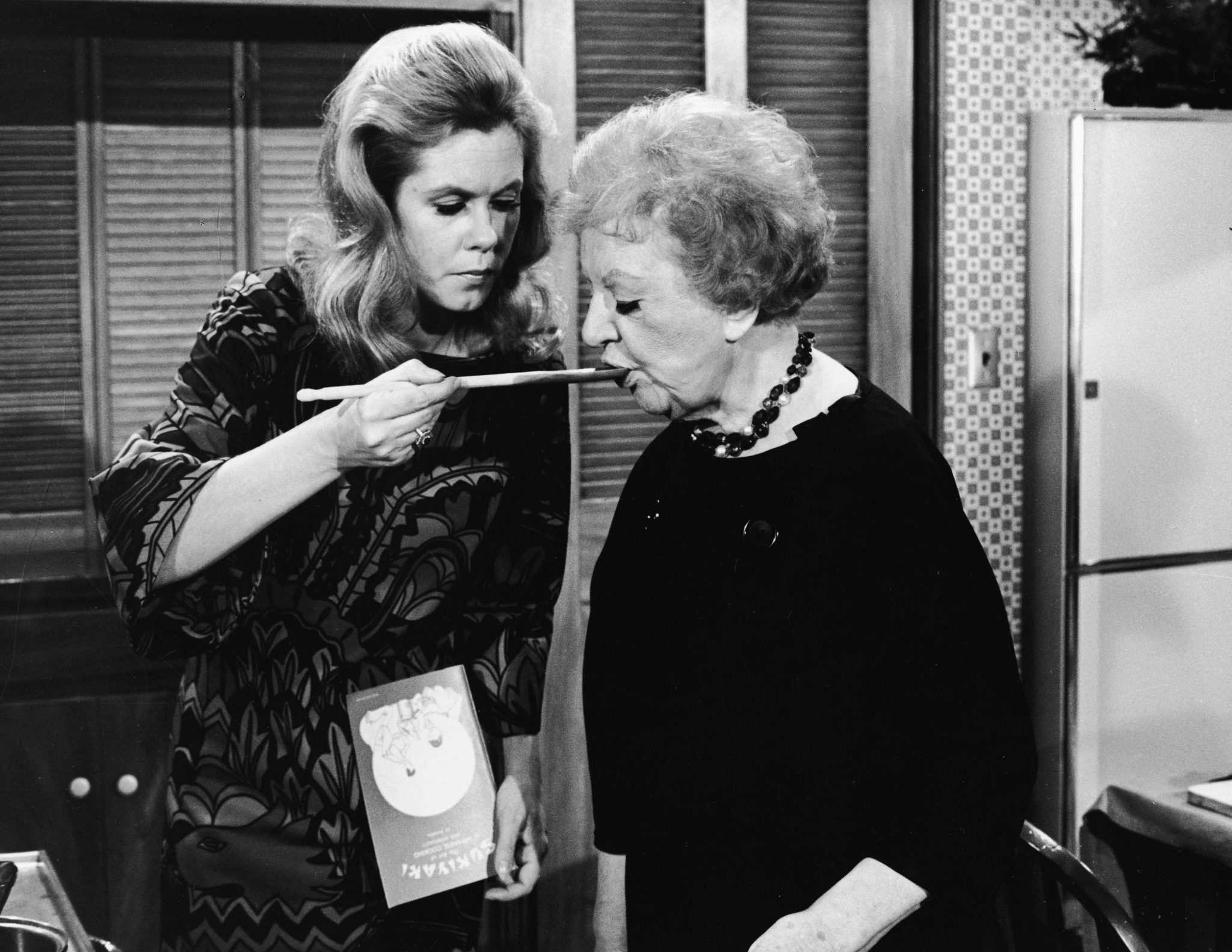 These 11 Spellbinding Facts About Bewitched Will Leave You Charmed ...