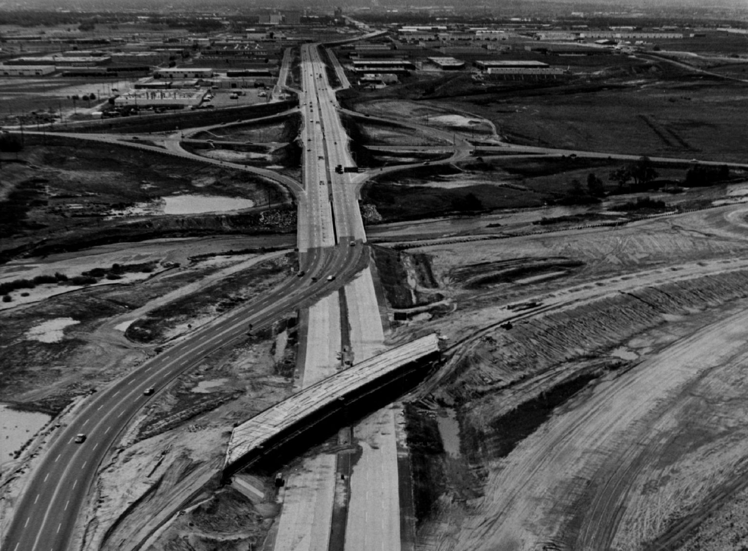 10 Pics Show The Crazy Evolution Of These Iconic Landmarks | The ...