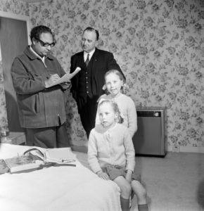 Here's Why Some People Thought the Pollock Sisters Were Proof of ...