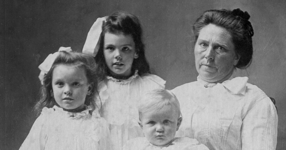 A Century Later, the Mystery of ‘Lady Bluebeard’ Is Still Unsolved ...