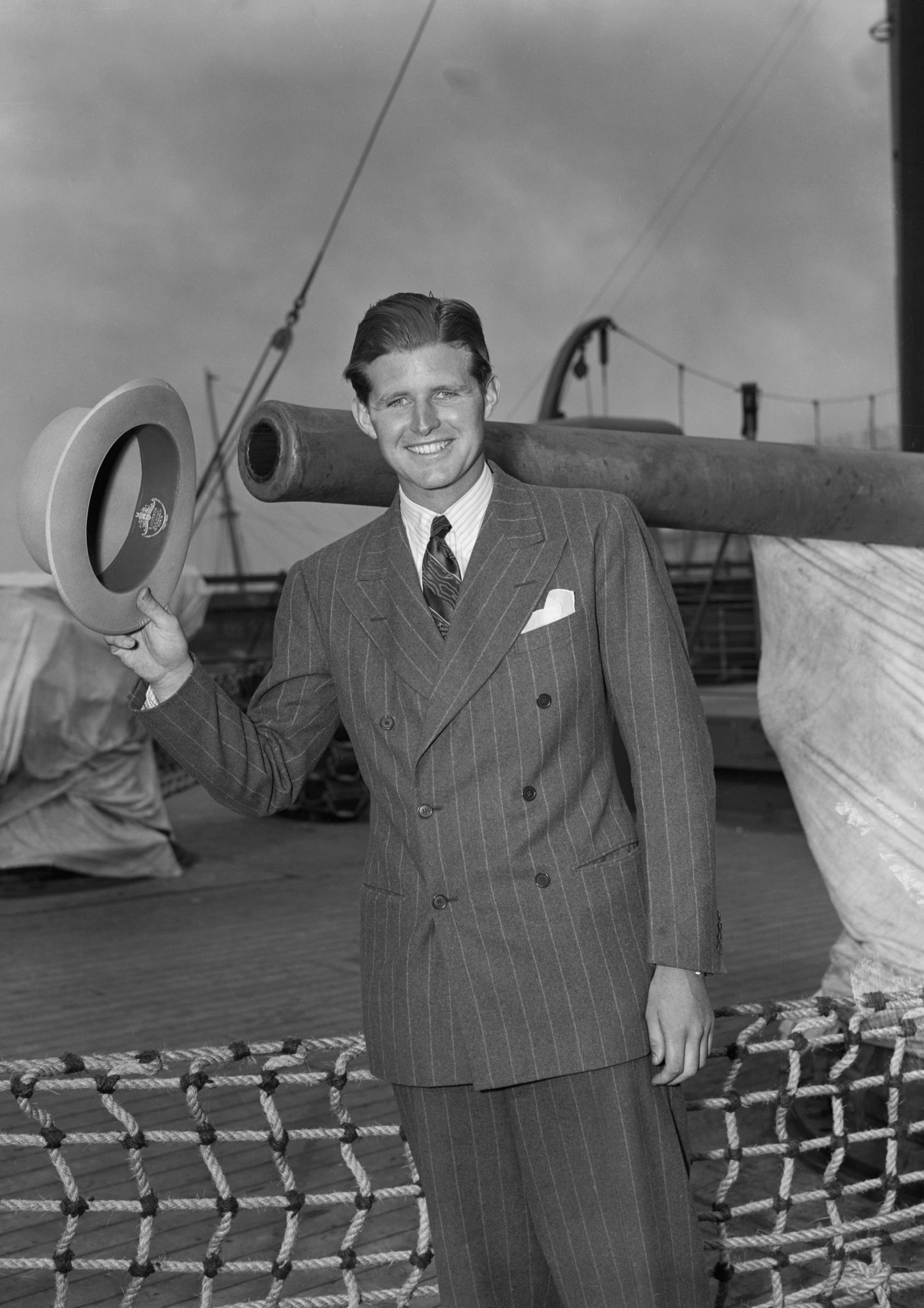 JFK Only Ran for President Because His Older Brother Died in WWII | The ...