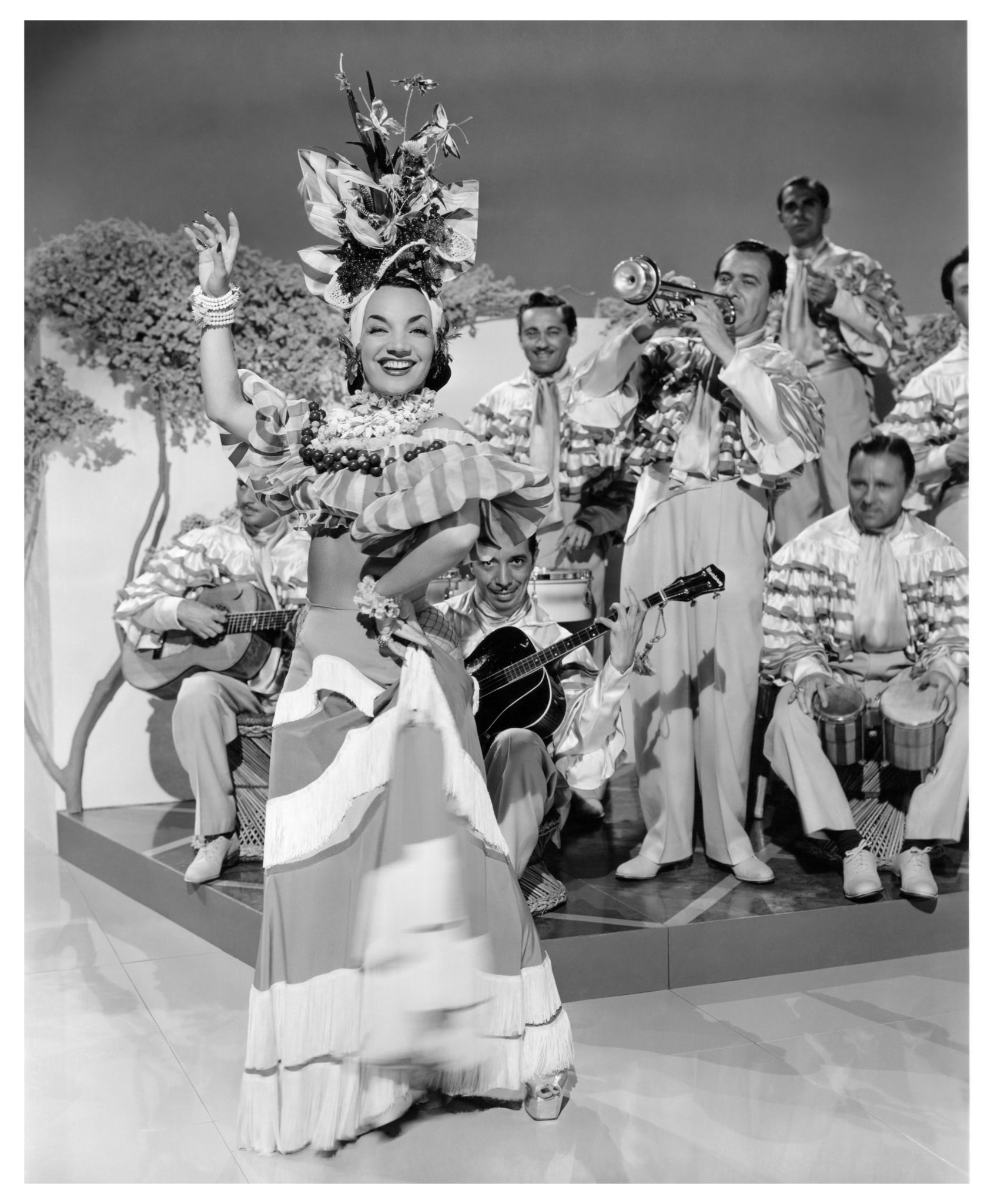10 Facts About 'Brazilian Bombshell' Carmen Miranda | The Vintage News