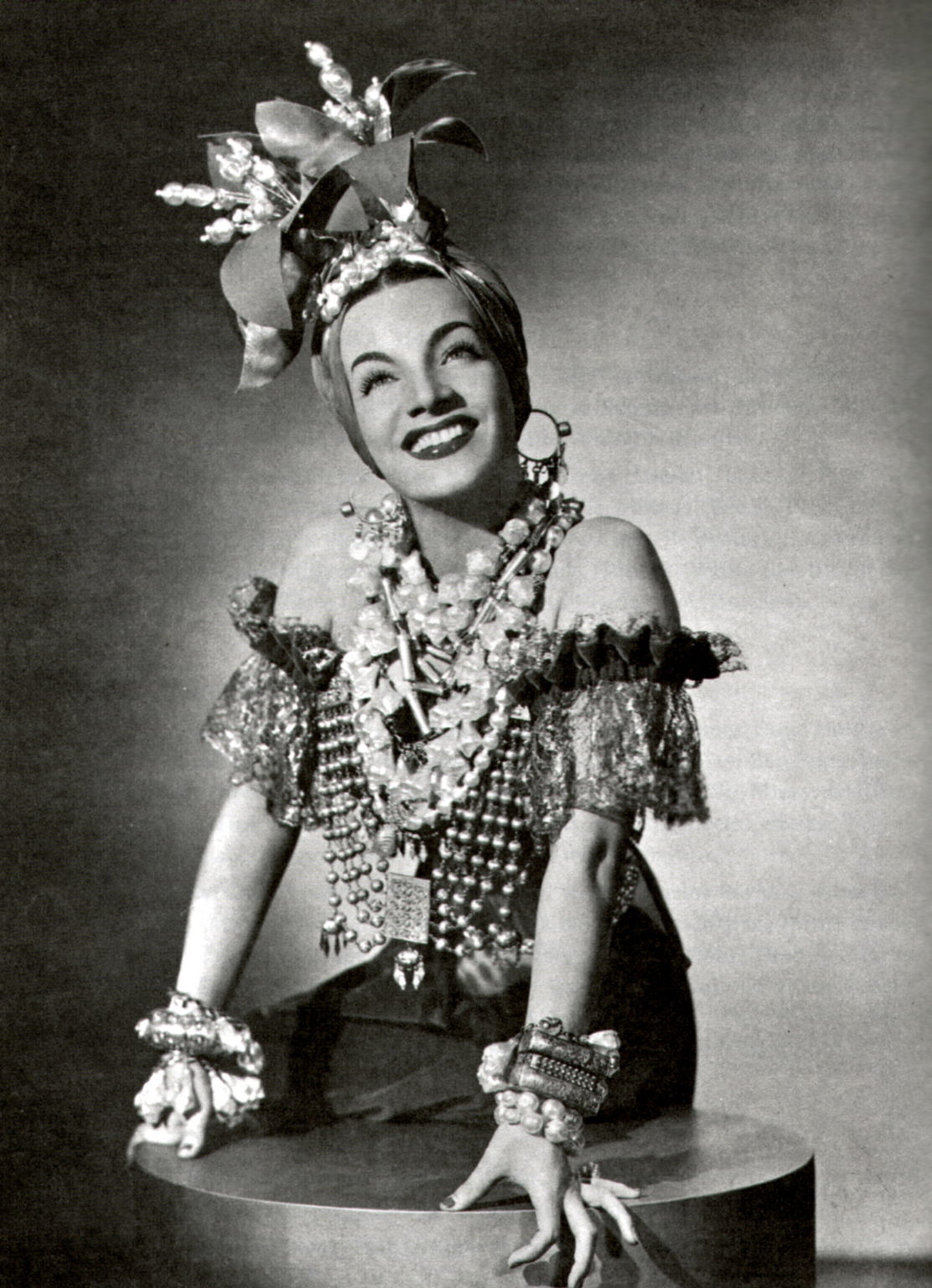 10 Facts About 'Brazilian Bombshell' Carmen Miranda | The Vintage News