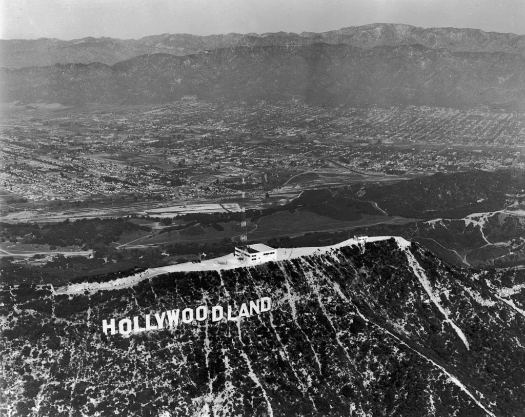 Unexpected Facts About the Iconic Hollywood Sign | The Vintage News
