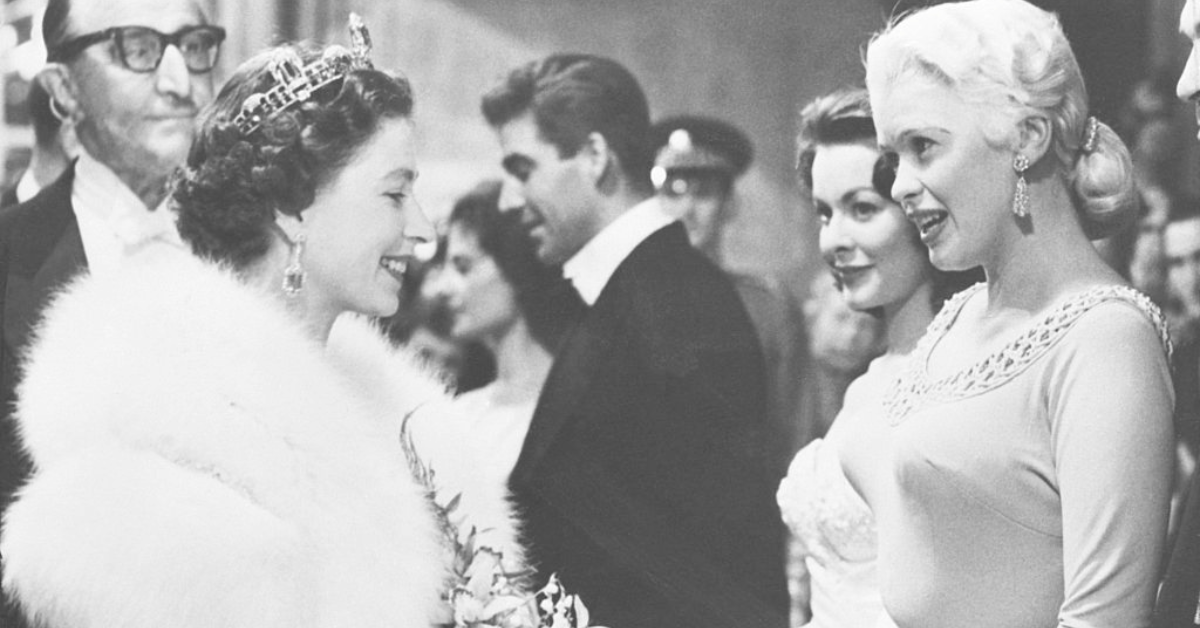 What Celebrity Icons Wore When They Met Queen Elizabeth II | The ...