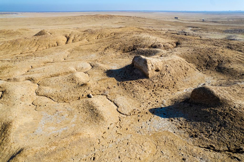 5,000-Year-Old Tavern, Beer Recipe, and Brewery Discovered in Iraq ...