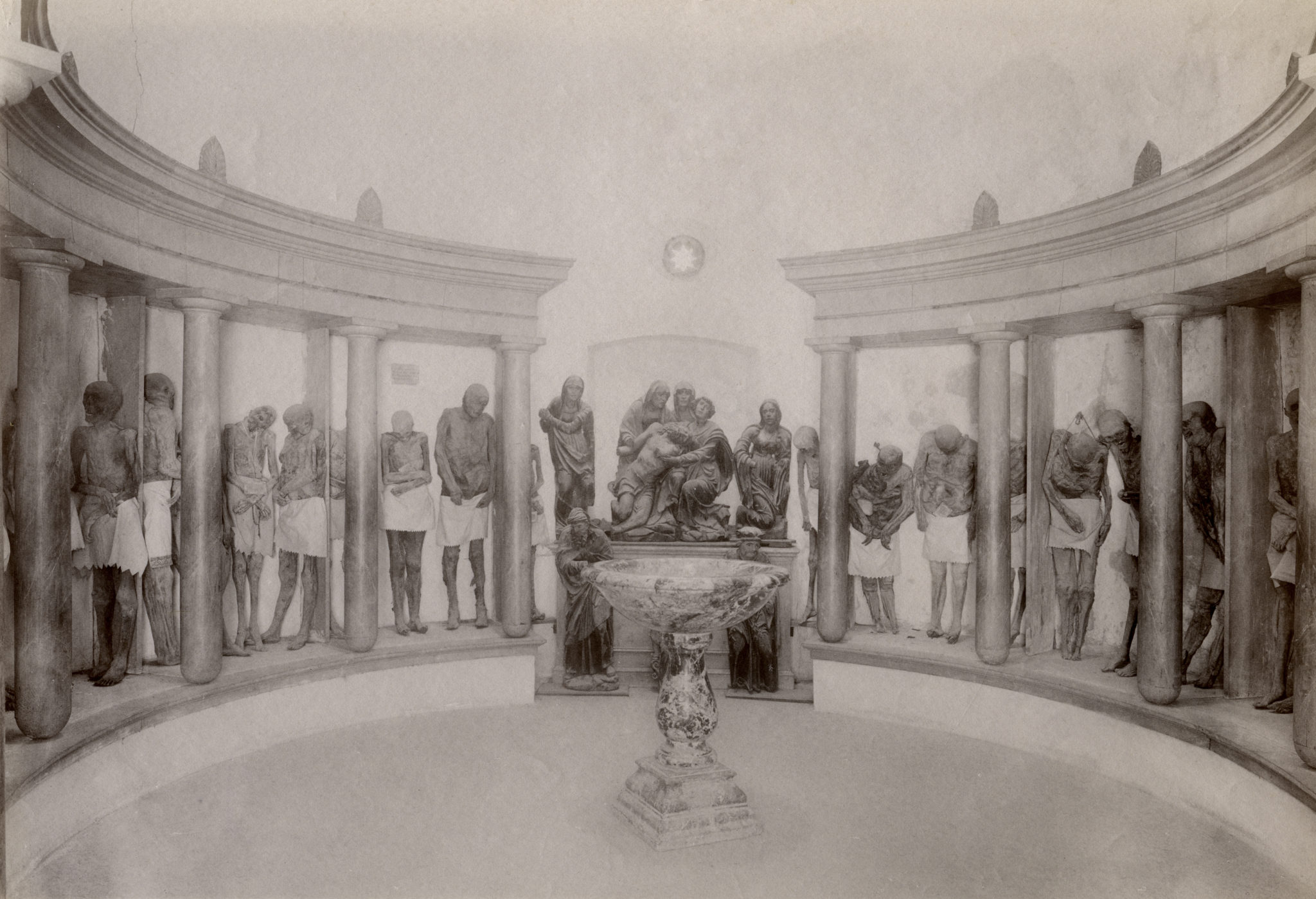 The Mysterious Way the Dead Were Mummified In Italy | The Vintage News