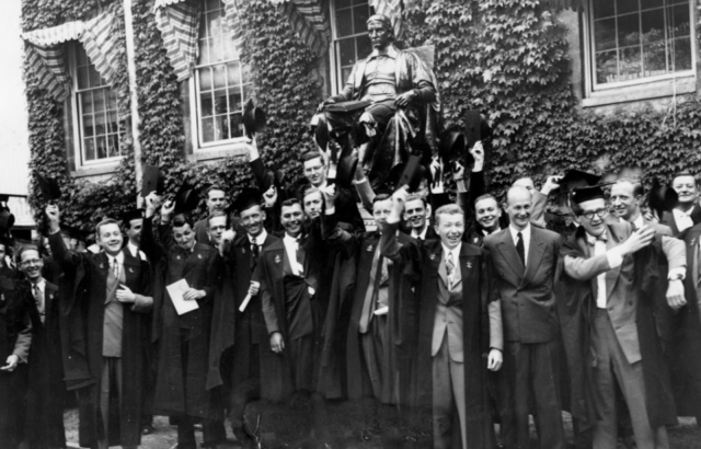 Vintage Lifestyle, Traditional Lifestyle, Old Fashioned Lifestyle ...