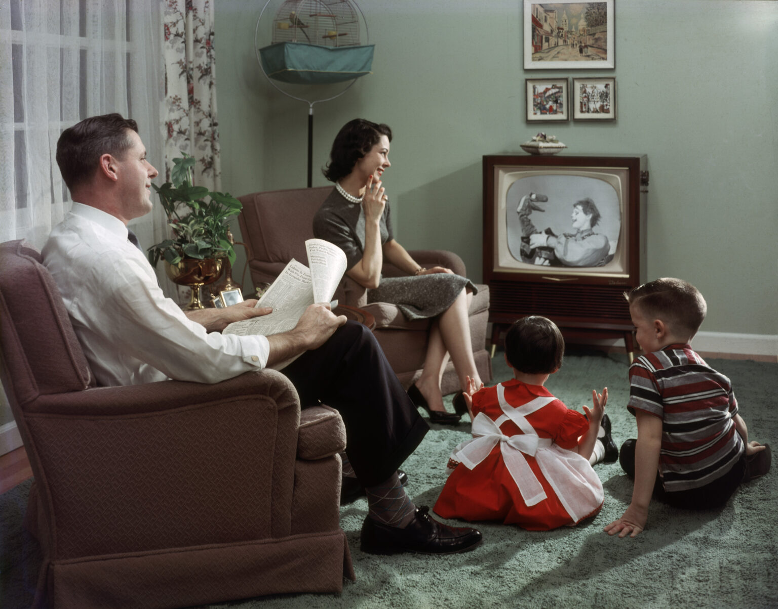 Take A Peak At Life in the 1950s With These 15 Photos | The Vintage News