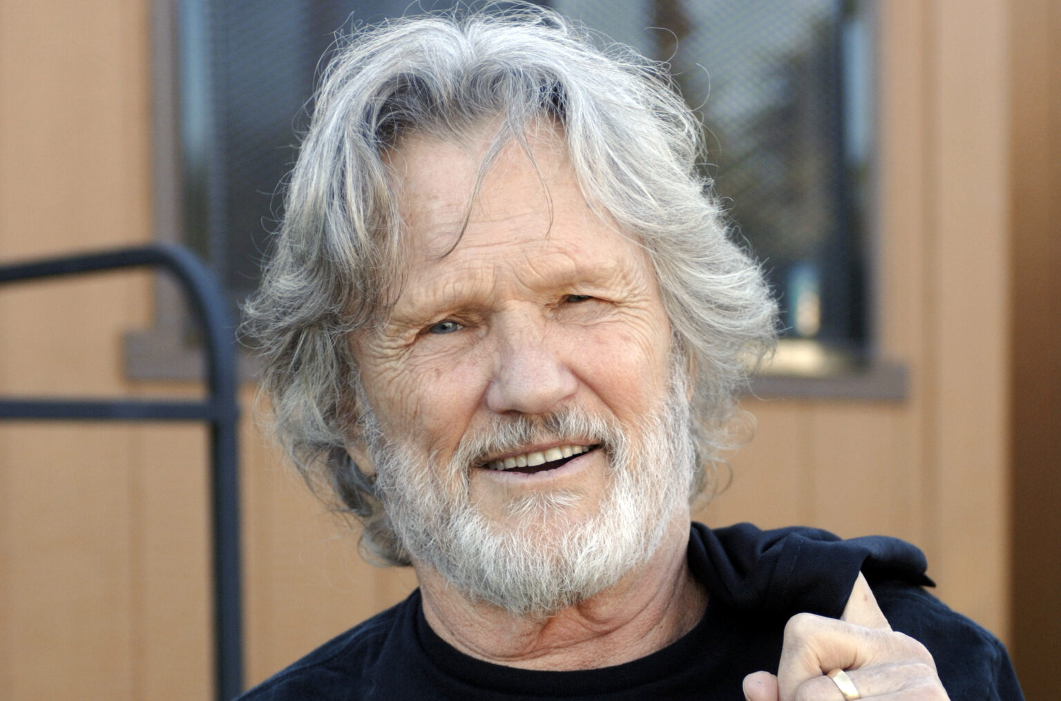 Kris Kristofferson Thought He'd Die Young: 'I Never Thought I'd Live ...